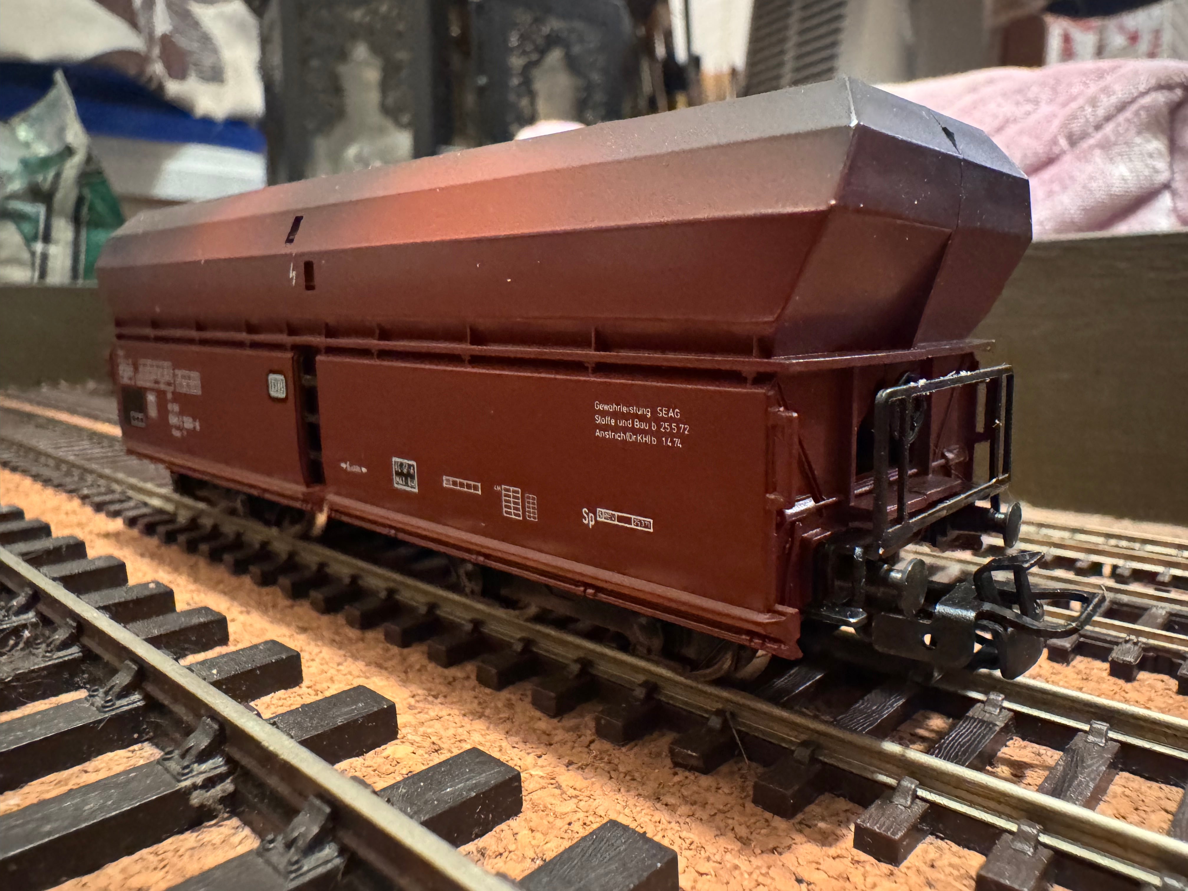 Märklin 4624 (HO) Großgüterwagen No.6960 0 333-9 in Deutsche Bahn Red ...